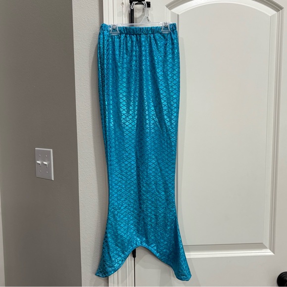 The Unbranded Brand | Costumes | Bright Blue Mermaid Tail Open Bottom ...